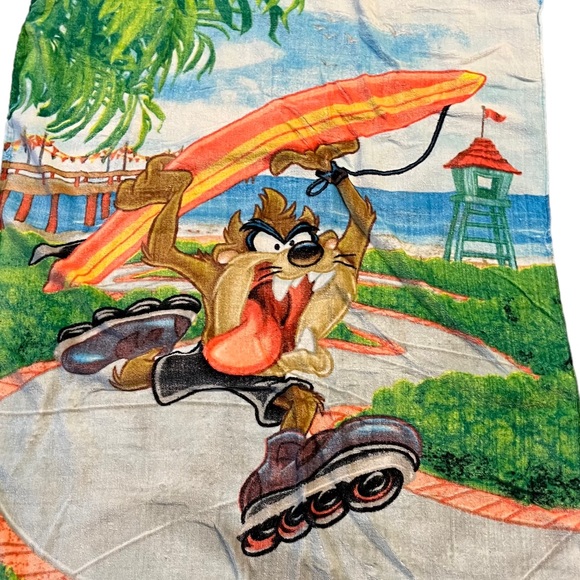 Warner Bros. | Bath | Vtg Tasmanian Devil Beach Towel Rollerblades Surf ...